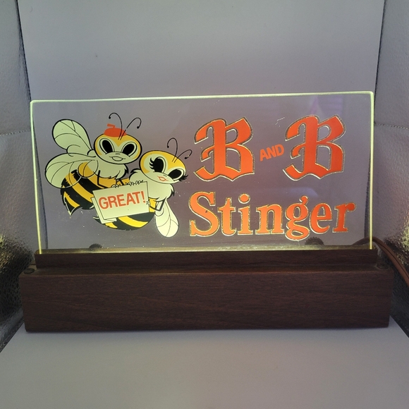 Accents | Vintage 195s B And B Stinger Lighted Bar Sign Glass Wood ...